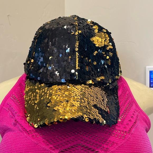 mybasic | Accessories | Sequin Black And Gold Baseball Cap Hat | Poshmark